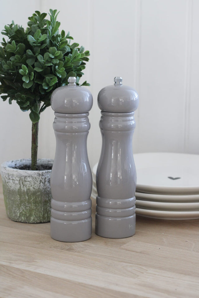 Grey Salt & Pepper Mills - Classic Design | Pretty Little Home