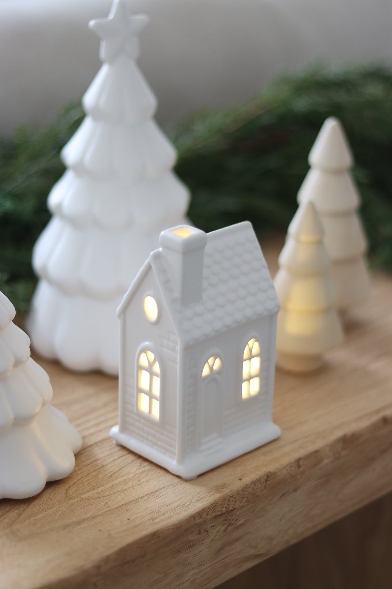 LED vilage house| Pretty Little Home