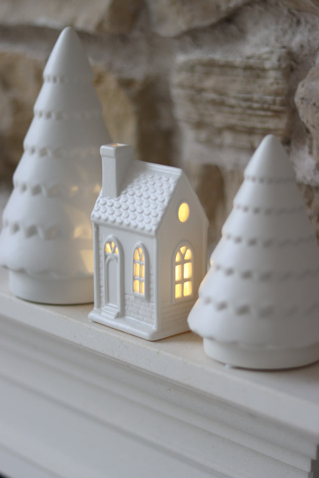 LED vilage house| Pretty Little Home